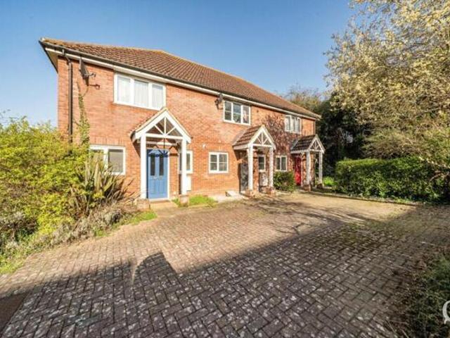 2 Bedroom House Sittingbourne Kent LS101316082