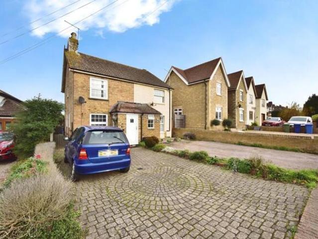 2 Bedroom House Sittingbourne Kent 101060151