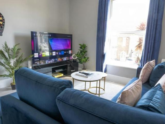 2 Bedroom House Sittingbourne Sittingbourne LS77110267