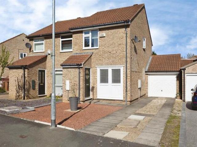 2 Bedroom House Stockton On Tees Durham 101677362