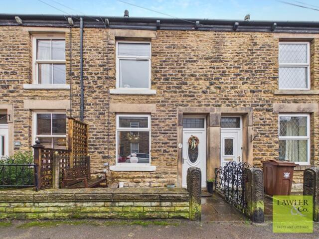 2 Bedroom House Stockport Derbyshire 99773869