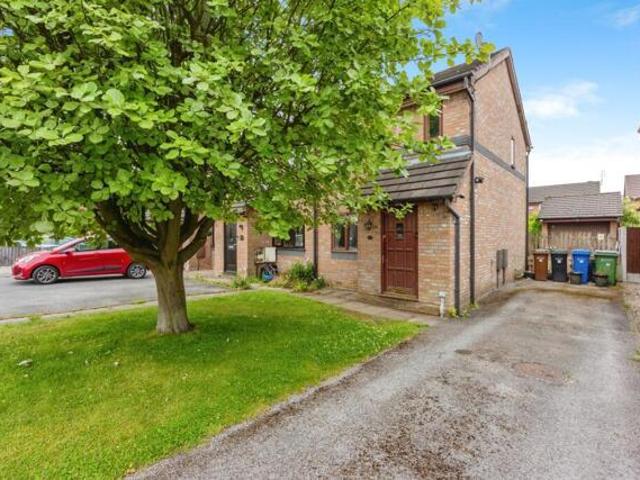 2 Bedroom House Stockport Stockport 98278099