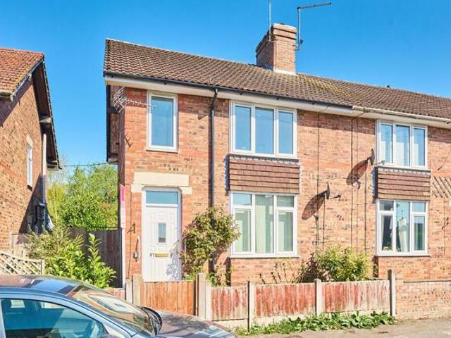 2 Bedroom House Stone Staffordshire LS89599219