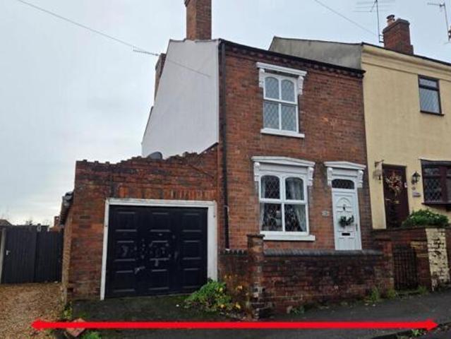 2 Bedroom House Stourbridge Dudley 100733560