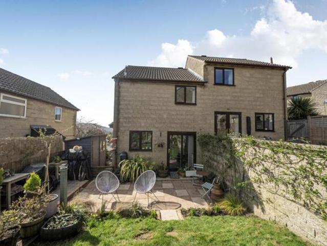 2 Bedroom House Stroud Gloucestershire 100987995