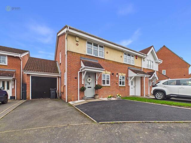 2 Bedroom House Sutton Coldfield Birmingham 101231852