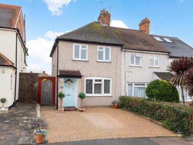 2 Bedroom House Sutton Greater London 101677071