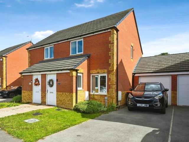 2 Bedroom House Sutton in Ashfield Nottinghamshire LS98766159