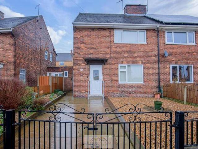 2 Bedroom House Swallownest Swallownest 98903331