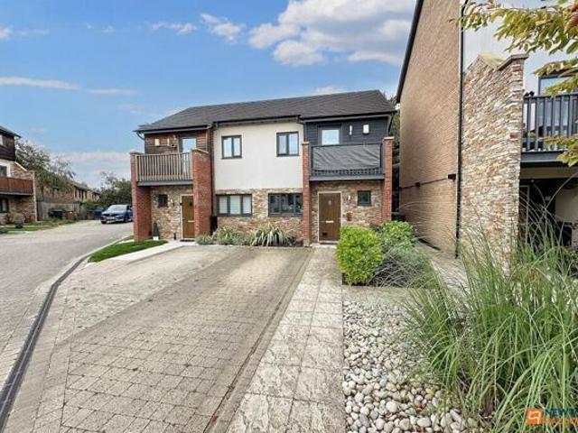 2 Bedroom House Peterborough Peterborough LS99161486
