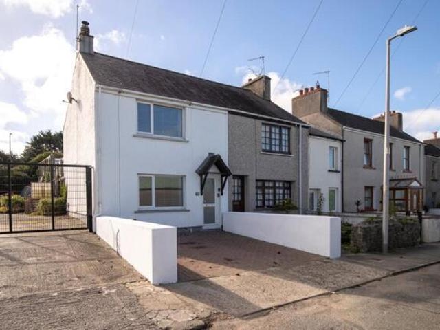 2 Bedroom House Pembroke Dock Pembrokeshire 100648780
