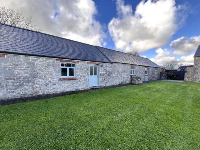 2 Bedroom House Pembroke Pembrokeshire LS100024185