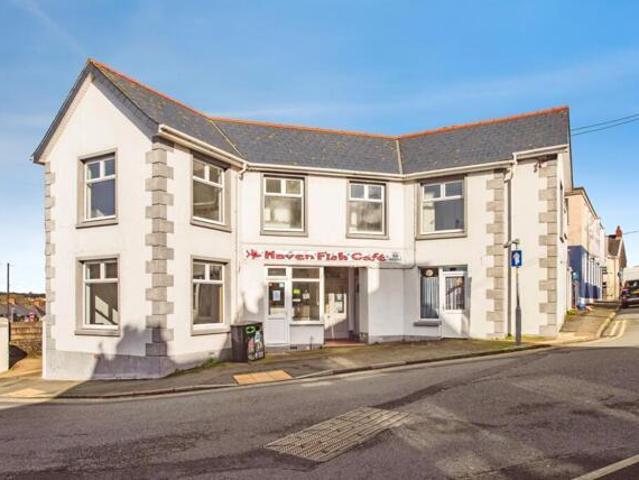 2 Bedroom House Pembrokeshire Pembrokeshire 100855028