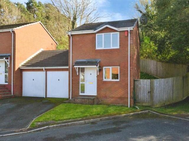 2 Bedroom House Plymouth Devon LS100579207