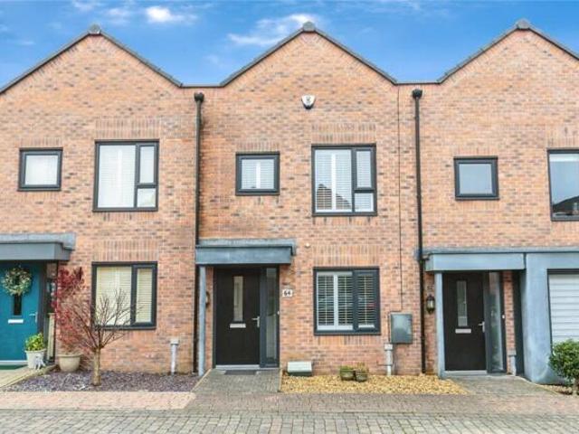 2 Bedroom House Preston Lancashire 99475828