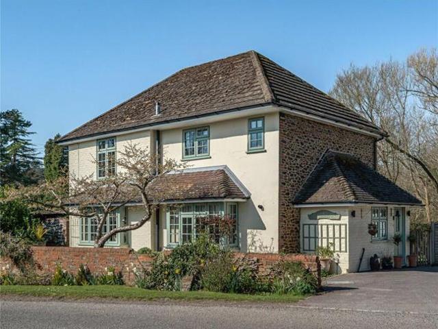 2 Bedroom House Pulborough West Sussex LS101119427