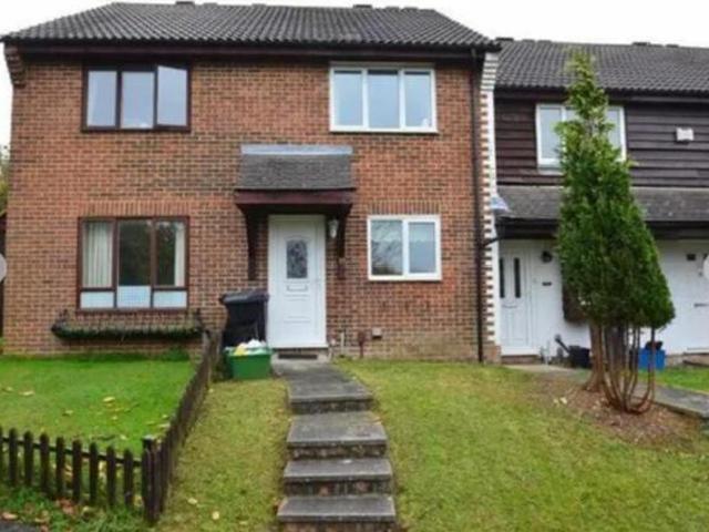 2 Bedroom House Purley Greater London LS101777770