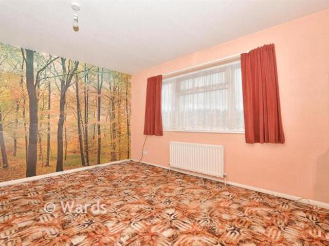 2 Bedroom House Rochester Kent LS101996136
