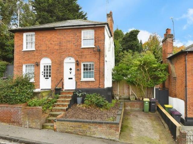 2 Bedroom House Rayleigh Essex 98335793