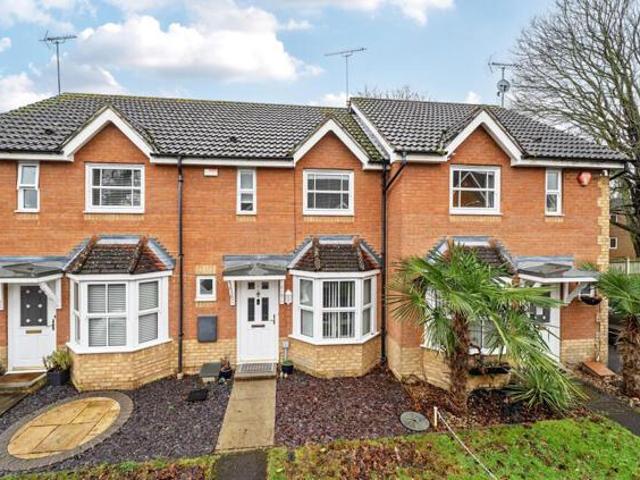 2 Bedroom House Reading Reading LS99688475