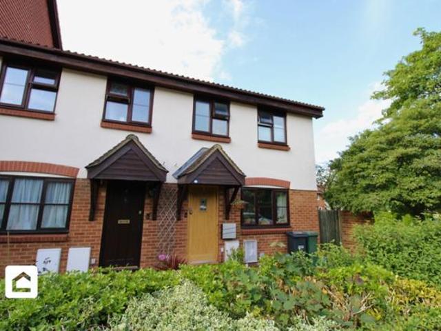 2 Bedroom House Redhill Surrey LS100096687