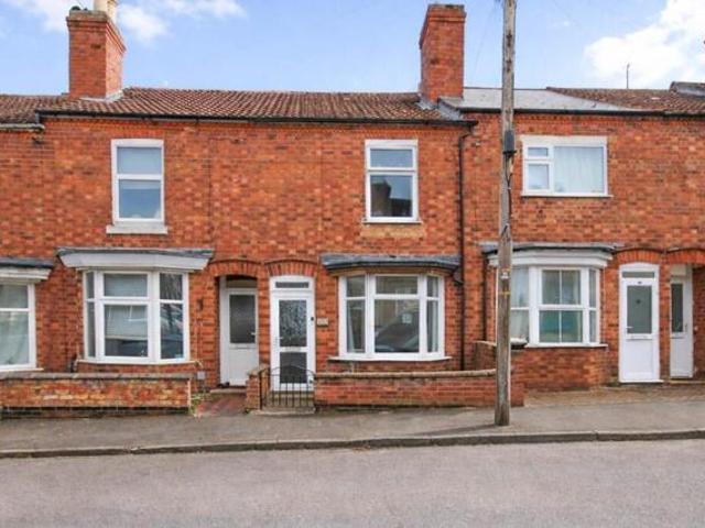2 Bedroom House Rugby Warwickshire 101892134