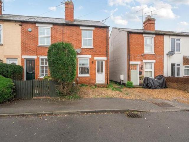 2 Bedroom House Wokingham Wokingham 100685210