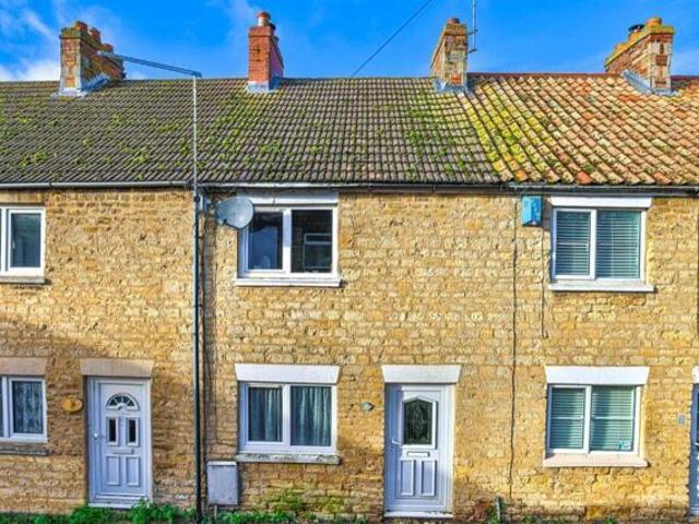 2 Bedroom House Woodford Northamptonshire 89230204