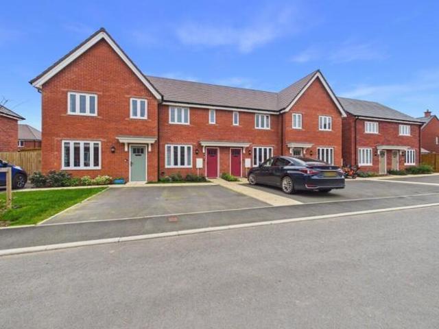 2 Bedroom House Worcester Worcestershire 100733718