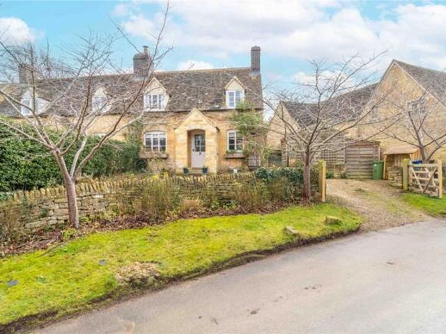 2 Bedroom House Worcestershire Worcestershire 100263205