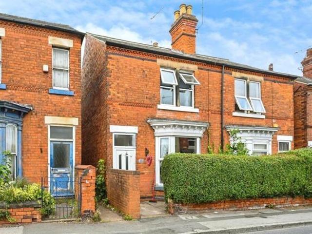 2 Bedroom House Worksop Nottinghamshire 98233476