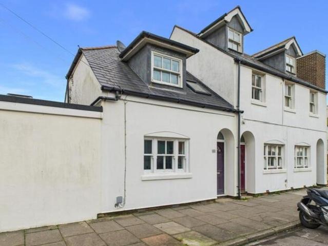 2 Bedroom House Worthing West Sussex 101676112