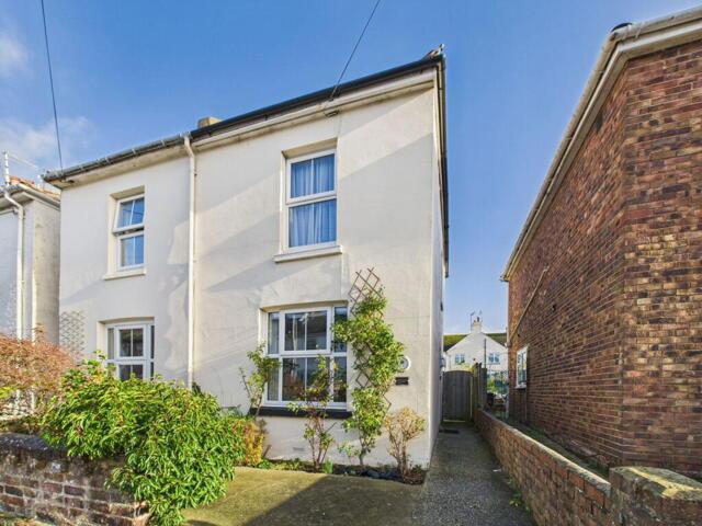 2 Bedroom House Worthing West Sussex LS101676968