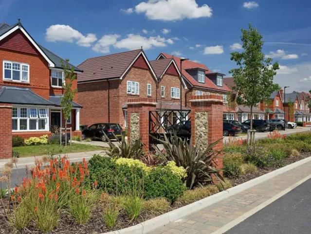 2 Bedroom House Wallingford Wallingford LS102596768