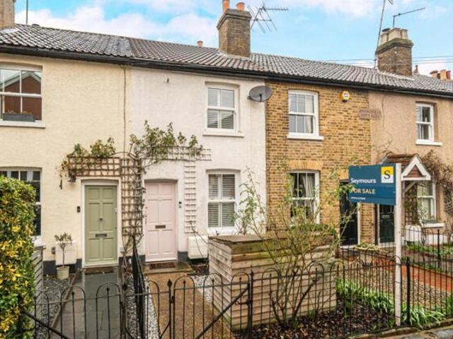 2 Bedroom House Weybridge Surrey LS100158637