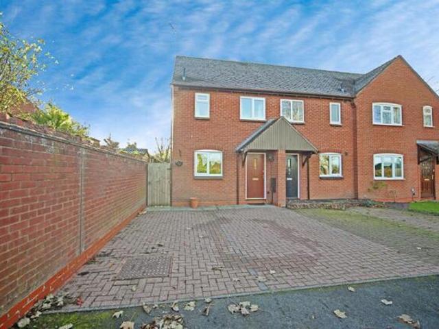 2 Bedroom House Welford On Avon Warwickshire LS100614826
