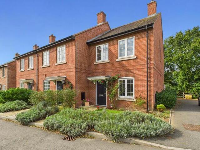 2 Bedroom House Welford On Avon Warwickshire LS99608342