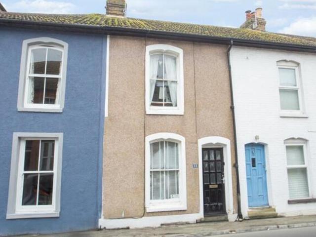 2 Bedroom House Whitstable Kent 100502793