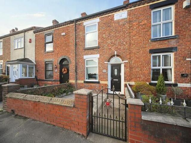 2 Bedroom House Wigan Wigan 98648866
