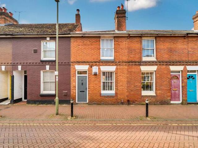 2 Bedroom House Winchester Hampshire 98834852