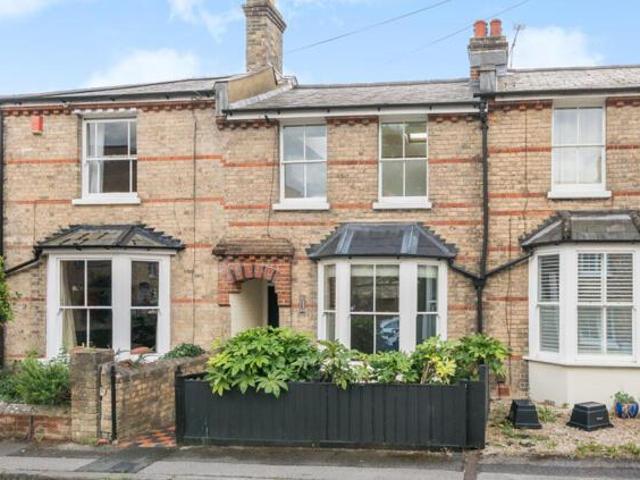 2 Bedroom House Winchester Hampshire LS101379077