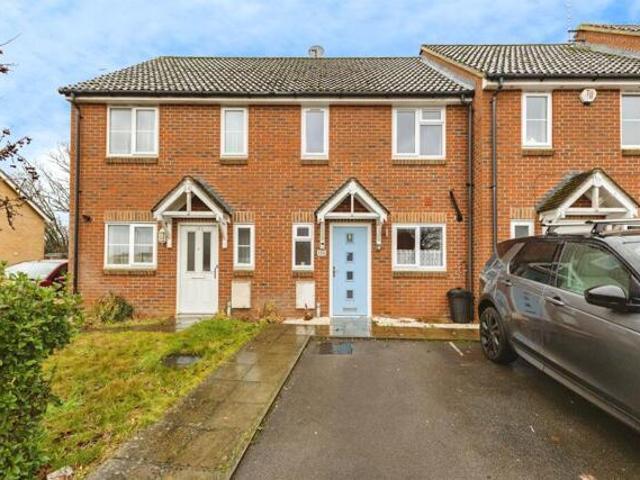 2 Bedroom House Winnersh Berkshire 99029278