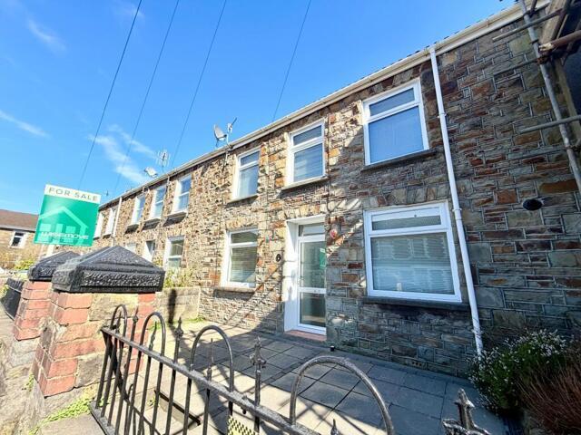 2 Bedroom House Wye Kent 100366293