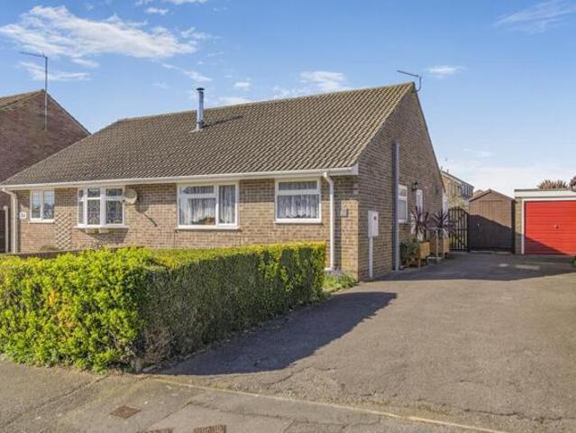 2 Bedroom House Wye Kent 100786800