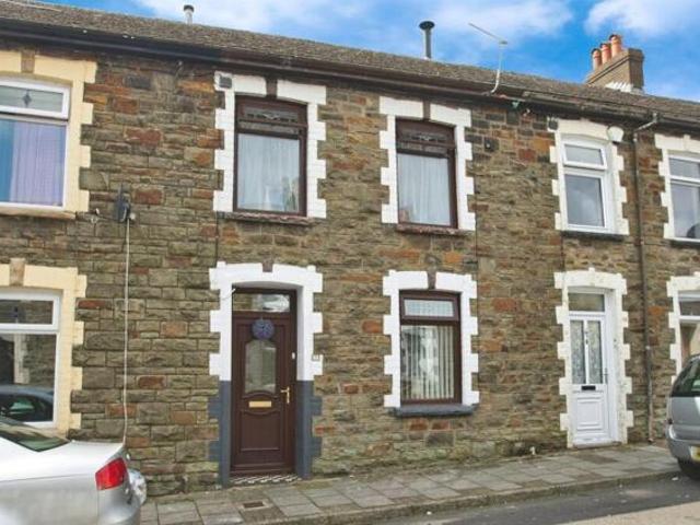 2 Bedroom House Wye Kent 99572024