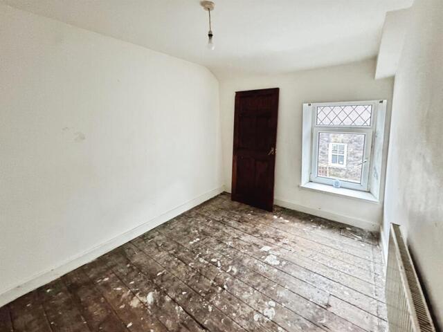 2 Bedroom House Wye Kent 99054937