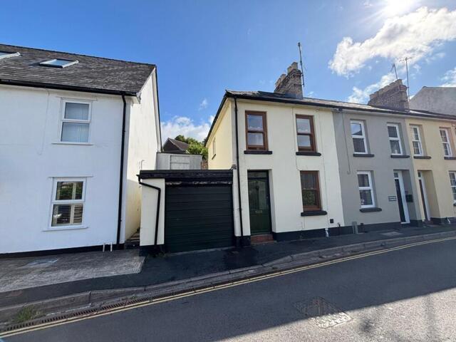 2 Bedroom House Wye Powys 98930041