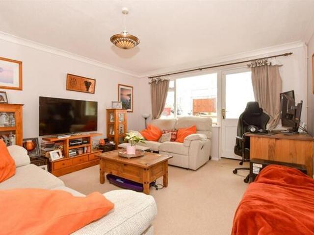 2 Bedroom House Totland Bay Totland Bay LS98477489