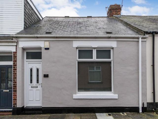 2 bedroom House To Let Total Size: 955 SQ FT