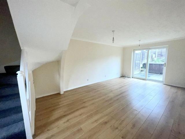 2 Bedroom House To Let